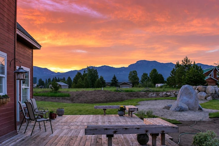 Secluded Mccall Retreat Deck & Mountain Views - Ponderosa State Park, McCall
