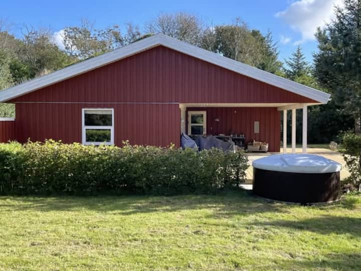 Perfekt Base Til Strand, Skov Og Hygge - Denmark