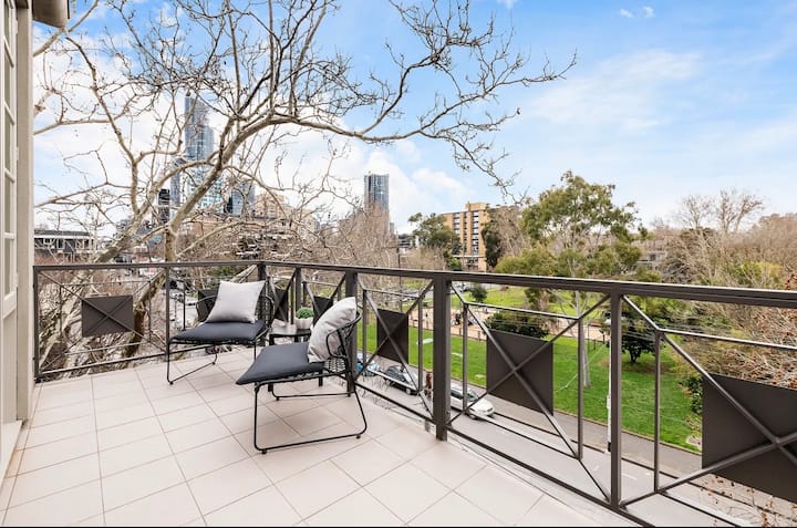 Luxury 3br South Yarra Retreat Spa Bath Bbq & Cars - Australia