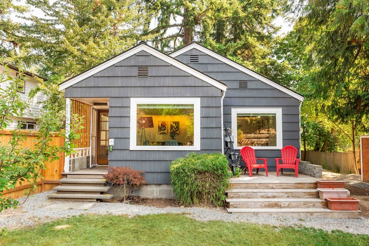 Roosevelt Rambler Retreat - Seattle, WA