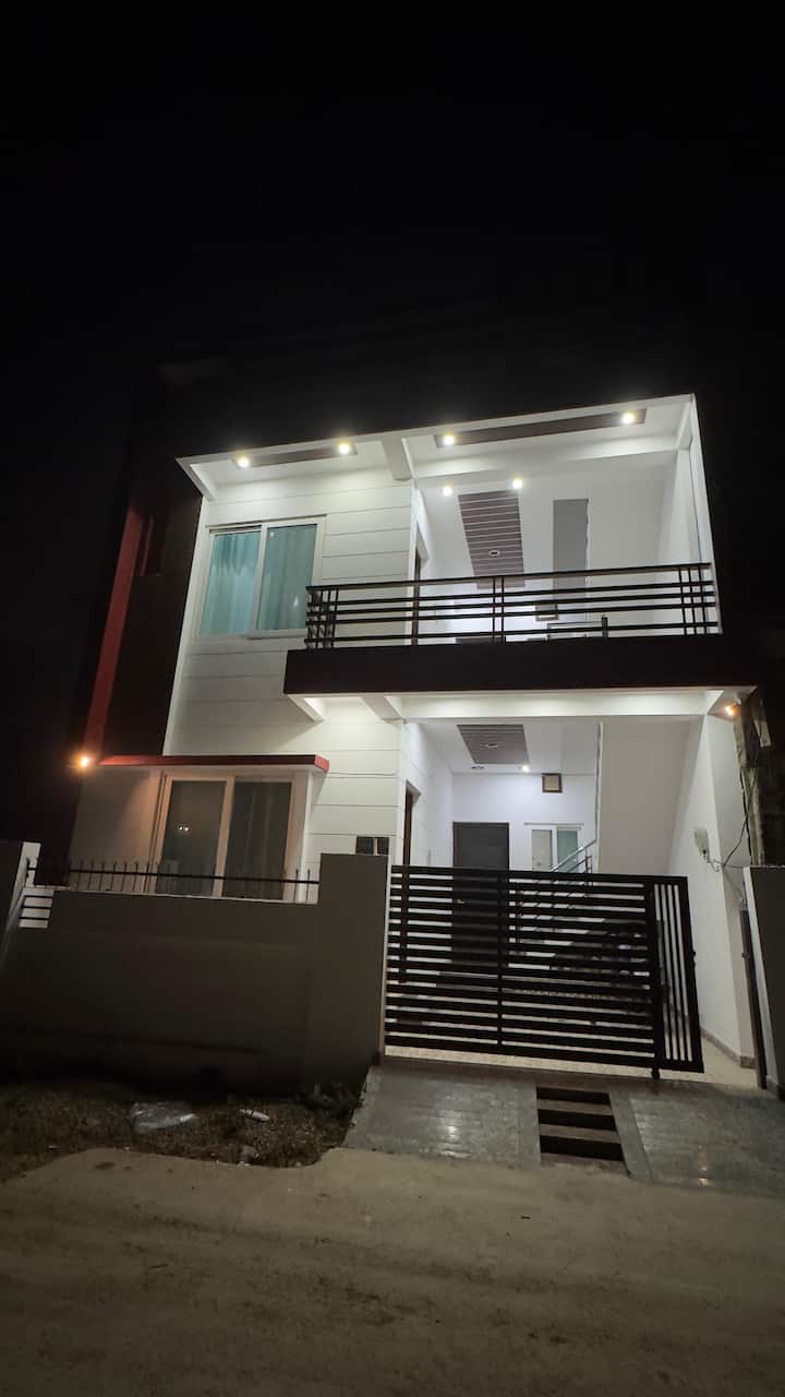 5 Bedroom Home Dehradun Family Friends/longstay - Dehradun