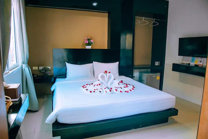 Secret Lakeview Suite | 5 Min Walk To Patong Beach - Patong Beach