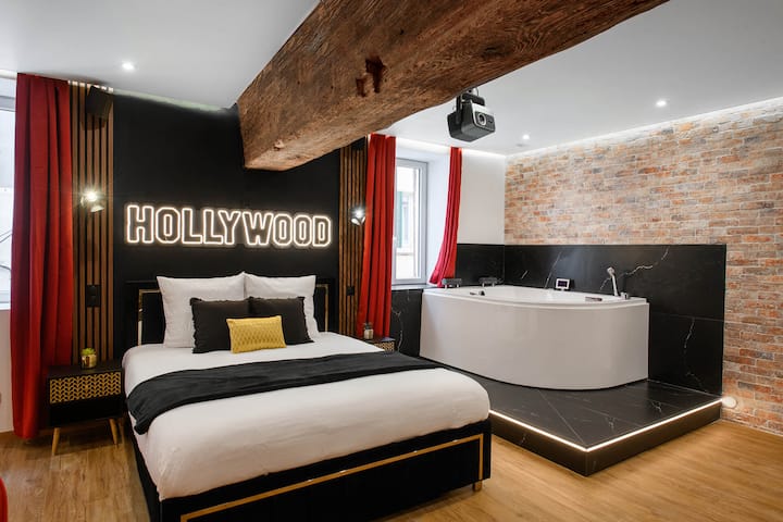 Suite Hollywood - Balnéo & Cinéma - Villefranche-sur-Saône