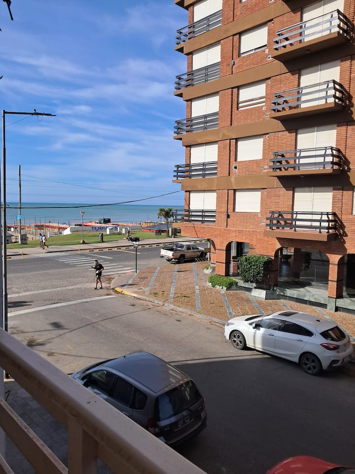 Departamento Frente Al Mar - Miramar