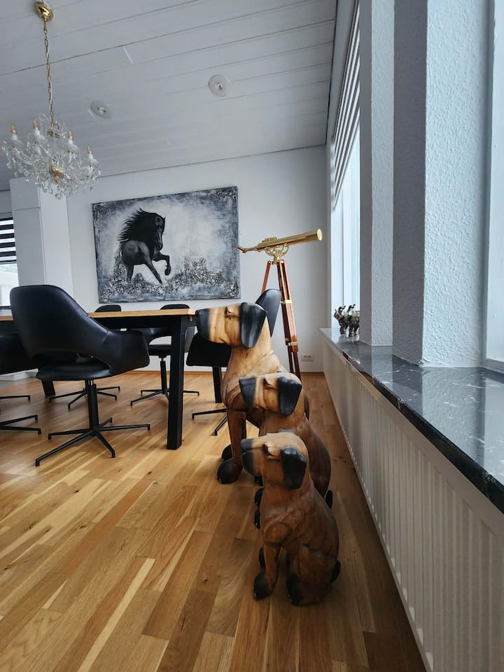 Top 5 Star Luxury House - Reykjavík Keflavík Airport (KEF)