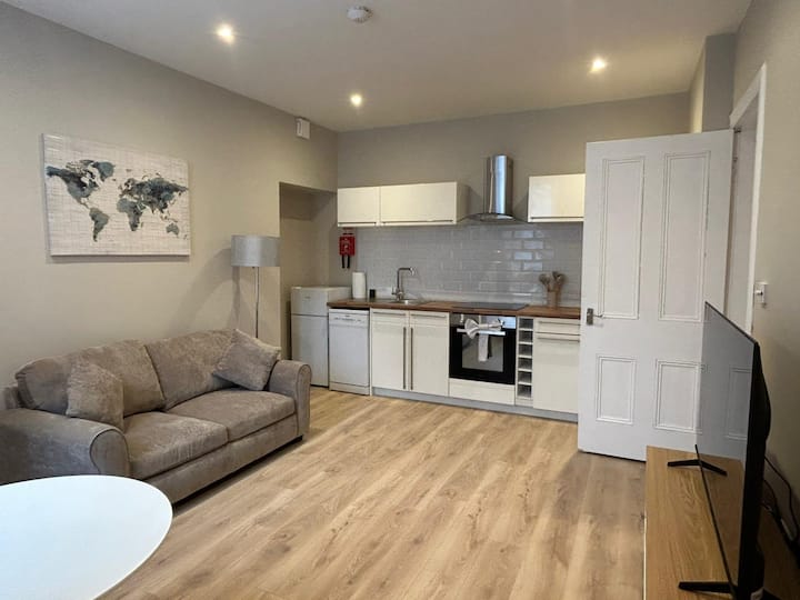 Cosy 1 Bedroom Flat In Alexandria - Balloch