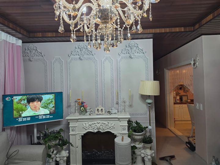 핑크하우스 - Daejeon