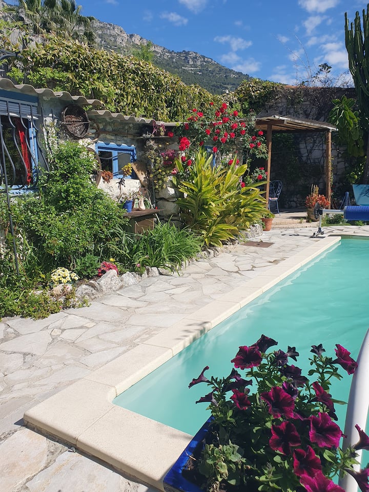 Le Logis Sarazin - Èze