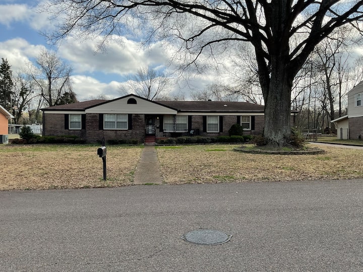 Relax And Unwind - Jackson, TN