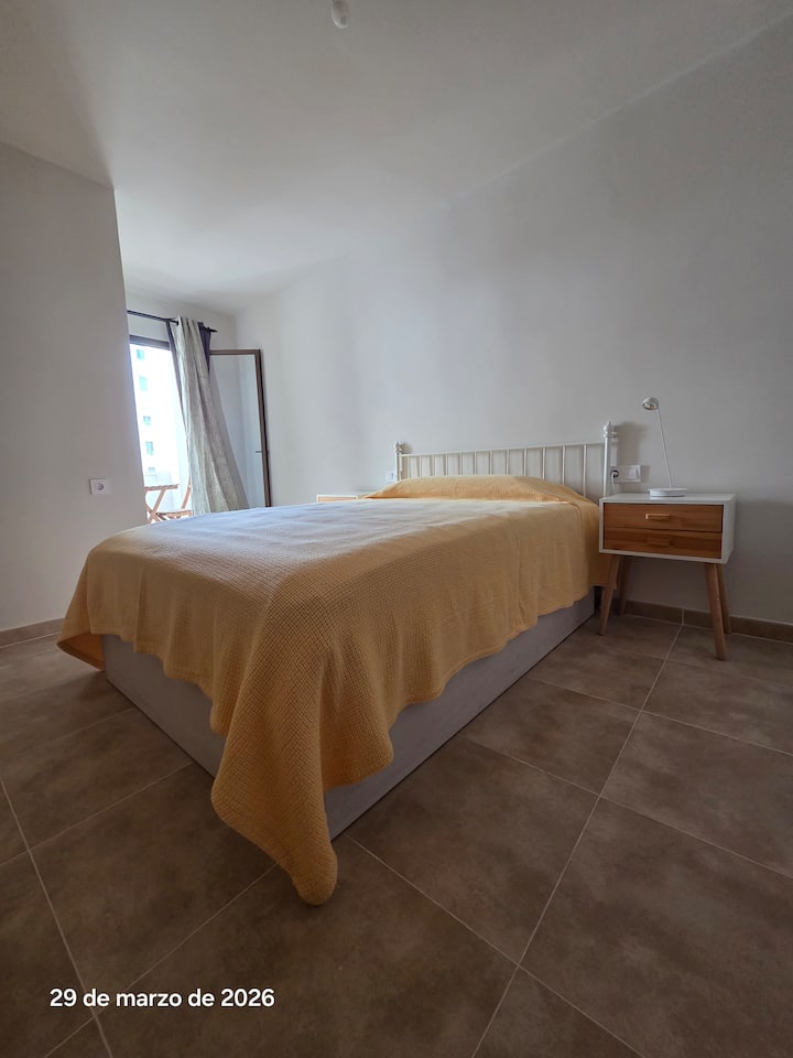 Habitación Individual Con Baño Privado - Valencia