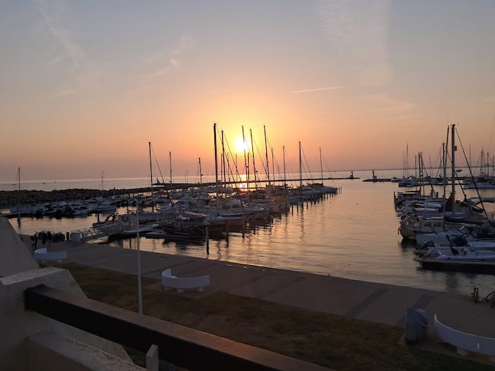 Une Parenthèse Hors Du Temps à Port Camargue - Aigues-Mortes