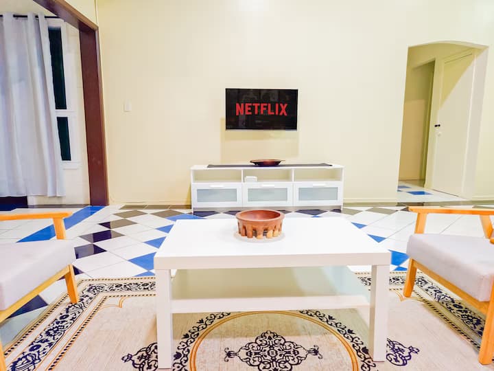 Pno Retreat - Central 3br A/c, Netflix, Free Wi-fi - Samoa