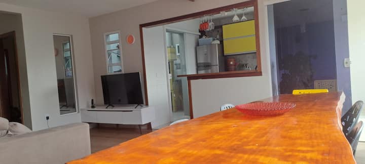 Casa Completa Com Garagem Ampla Próxima - Porto Alegre