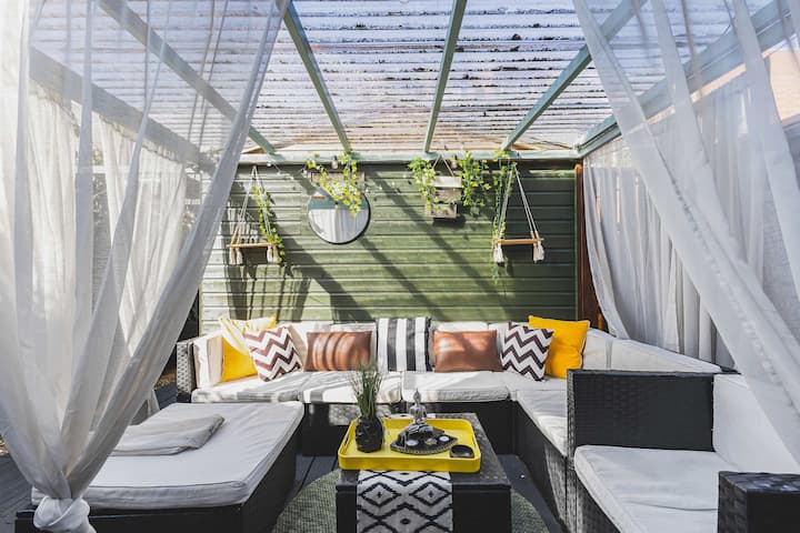 Woodseer 2br/1ba | Cinema, Sauna & Garden - London