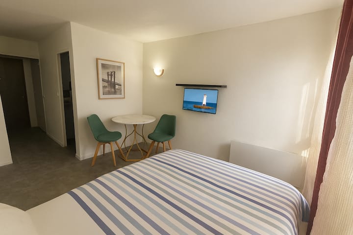 Studio Cosy à Deux Pas Des 12 Colonnes - Cergy