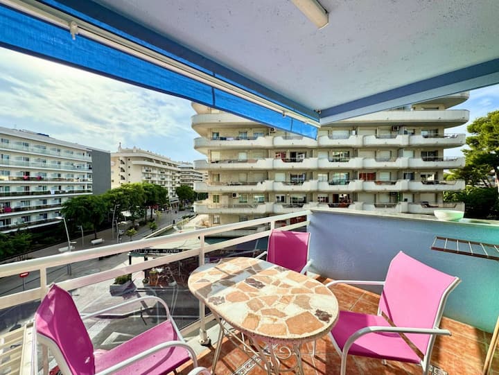 Apartsalou Oasis - Reus