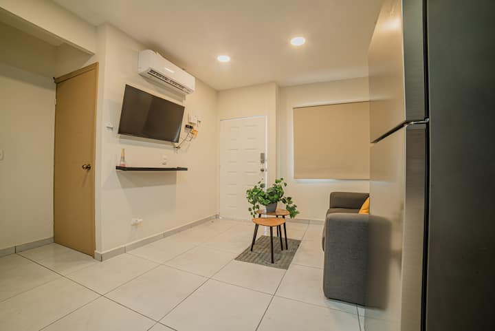 • 5 Min Airport | Modern Apt | Fast Wifi|ac - El Salvador