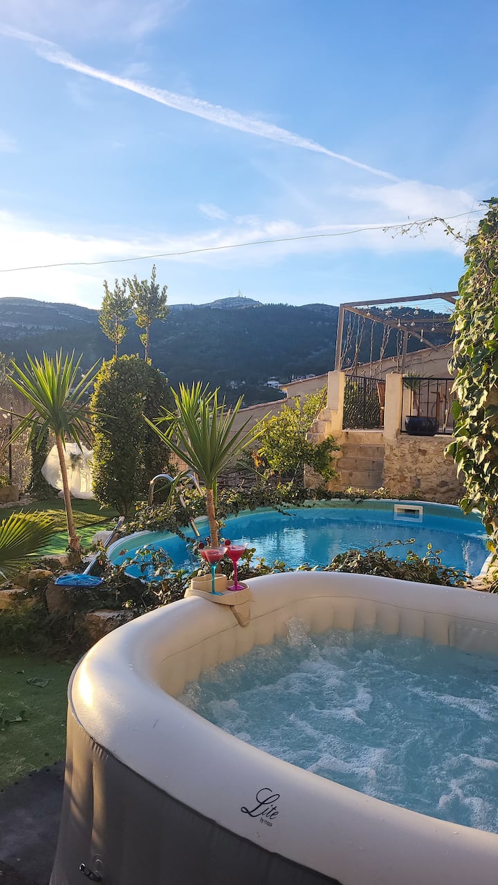 Charmant T2  Vue Sur Le Garlaban  Piscine  Jacuzzi - Roquevaire