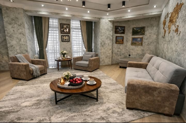 Квартира-галерея в центре-просторно-уютно - Dushanbe