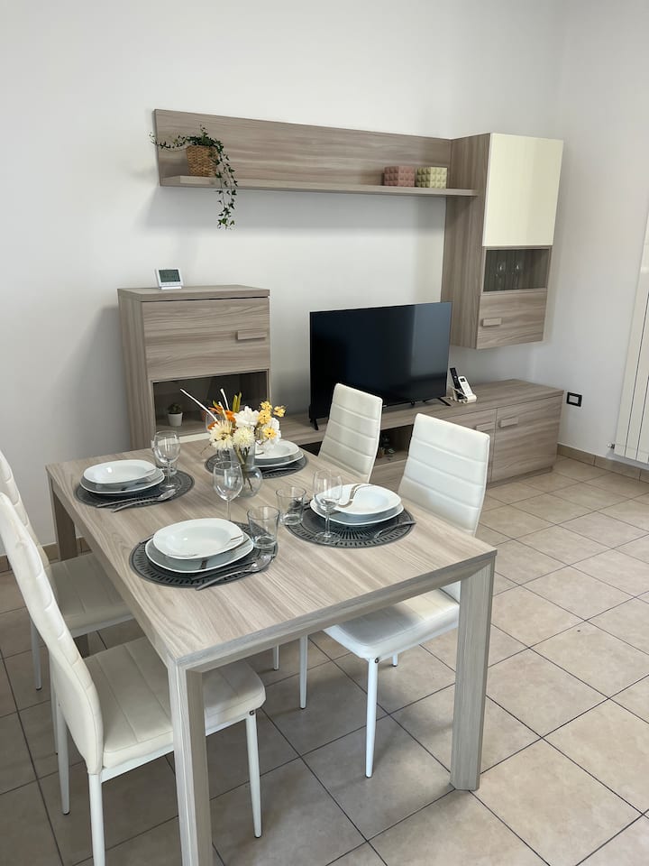 [Lovelyhome] Luminoso Apt. Con A/c, Wi-fi - Forlí