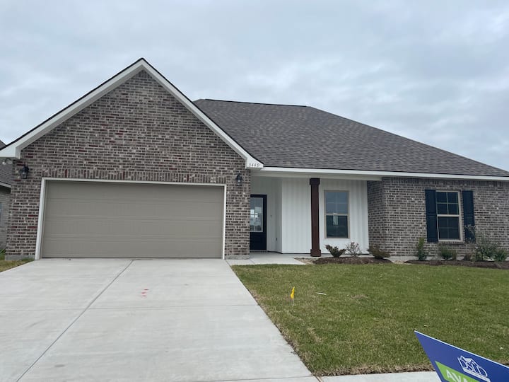 The Calmwood Southern Retreat - Lake Charles, LA