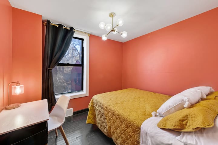 Randolph Hostel Room 205 Lake Escape! - Fox Lake, IL