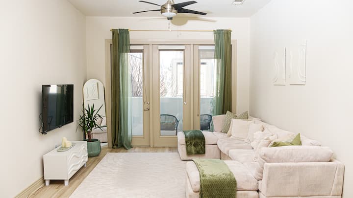 Cozy 1 Bedroom | Resort Style Living - Carrollton, TX