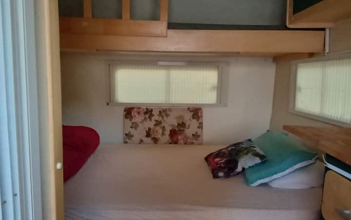 Küçük Parka çOk Yakın Aşık Veyselde - Izmir