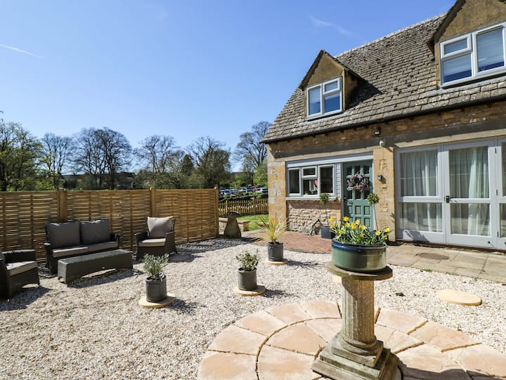 Paddock View - Stow-on-the-Wold
