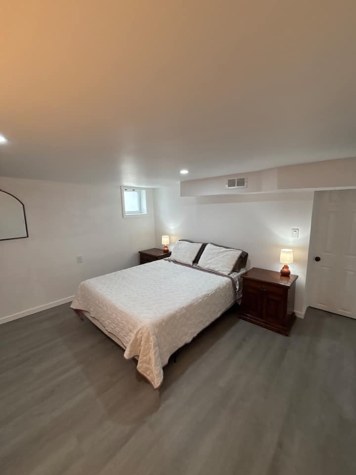 Cozy & Simple Private Basement In Cumberland - Cumberland, MD
