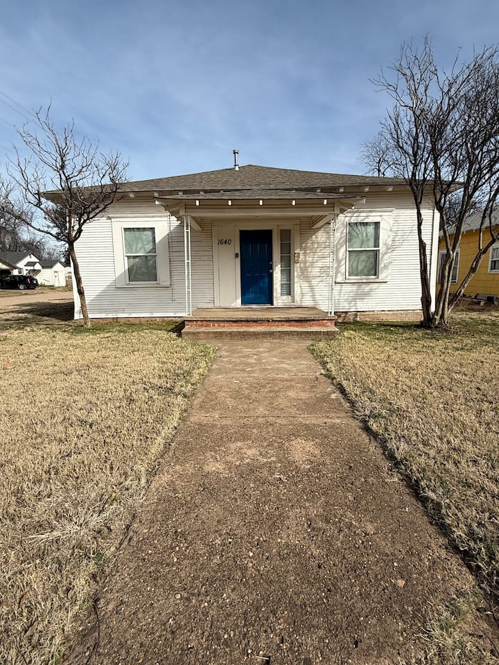 Elizabeth Ave - Wichita Falls, TX