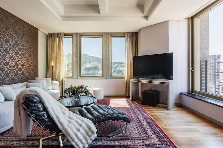 French-inspired 2br Es | Skyline City Living - Camps Bay