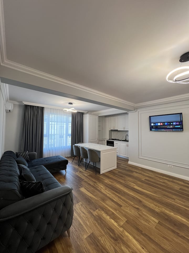 Apartament Modern De îNchiriat, Zonă Ultracentrală - Rădăuți