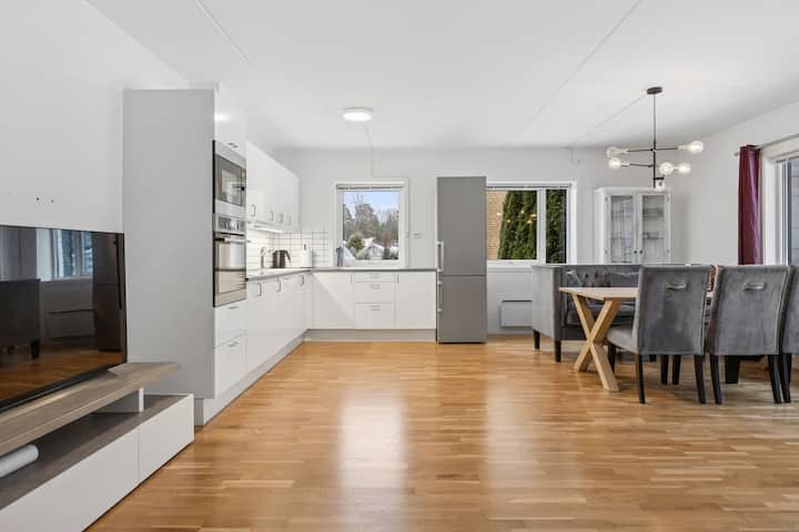 9 Min Til Flyplassen. 4 Roms Leilighet I Jessheim. - Oslo Airport (OSL)