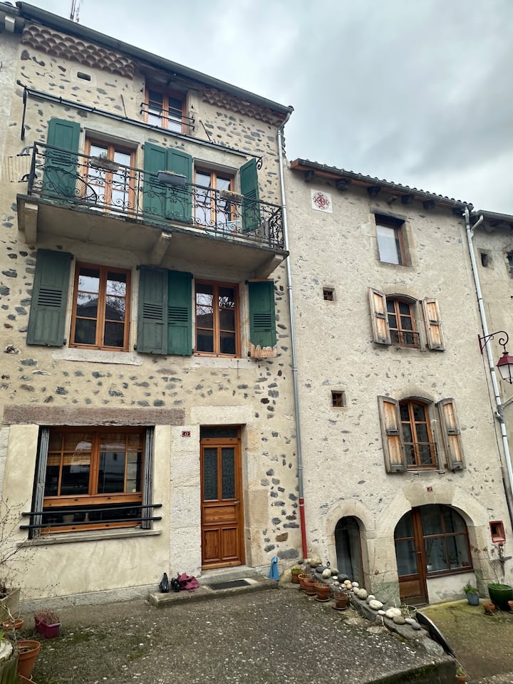 Magnifique Maison De Village En Haute-loire - Le Puy-en-Velay