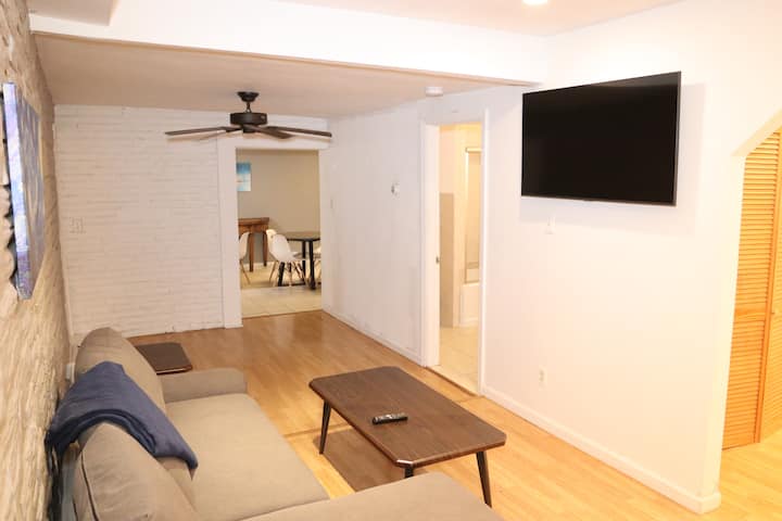 Gorgeous 2br/1ba In Pavonia - Brooklyn, NY