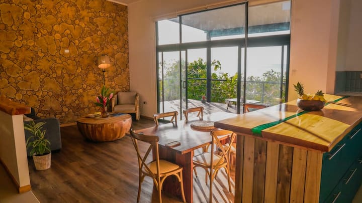 Atardeceres Mágicos Sobre La Bahía De Hanga Piko - Isla de Pascua