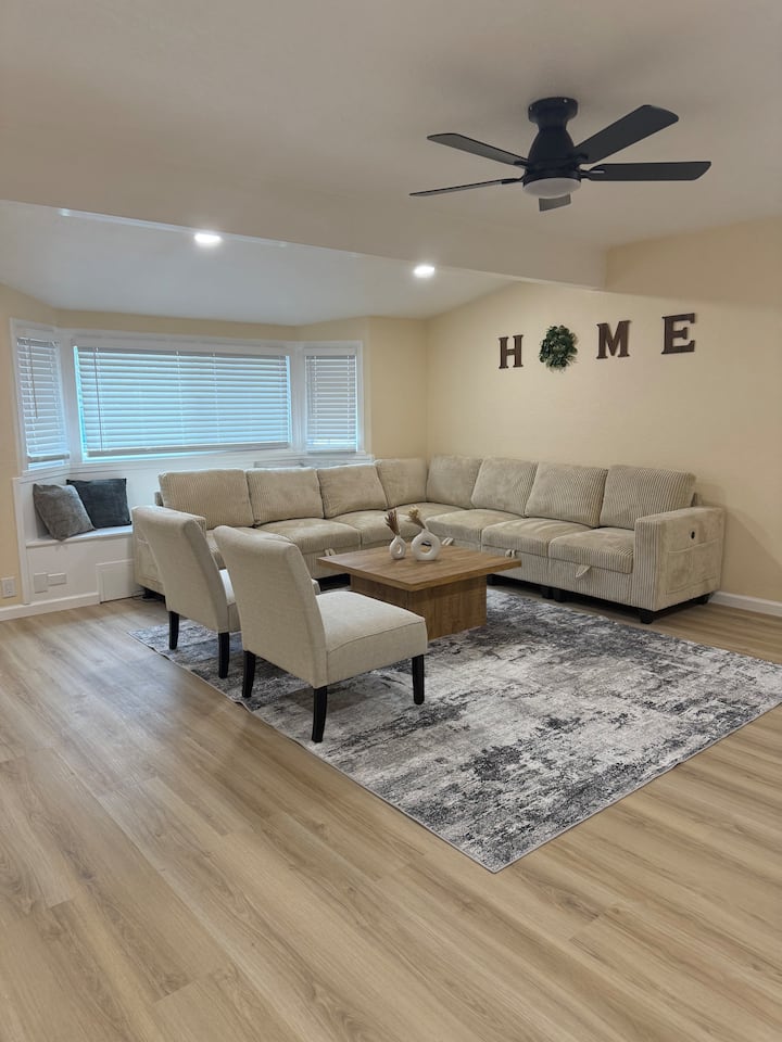 Spacious 4 Bedroom Home! - Concord, CA