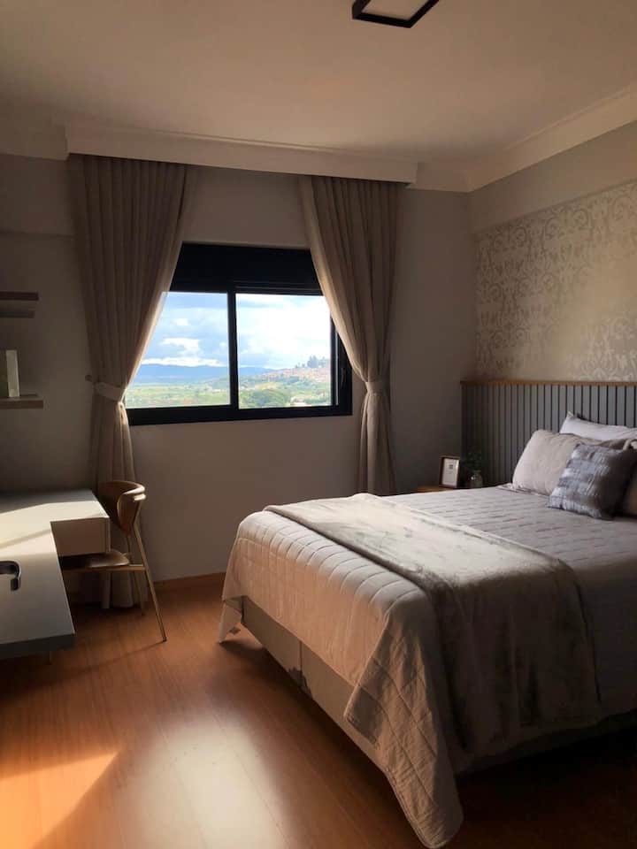 Refúgio Suspenso 17 | Vista E Vaga Privativa - Pouso Alegre