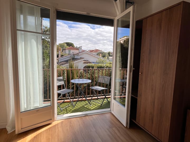 Studio Avec Terrasse + Parking - Biot