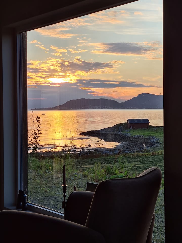 Modern 1-bedroom Farm Stay Near The Sea - Brattvåg