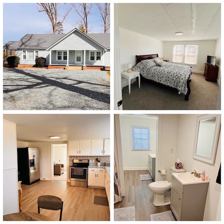 The Blue Farmhouse - Seagrove, NC