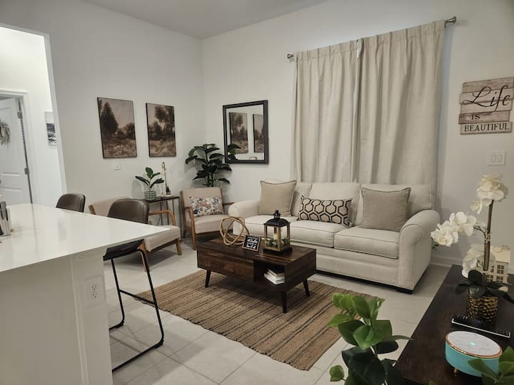 Cozy Suite In The Heart Of Davenport, Fl - Davenport, FL