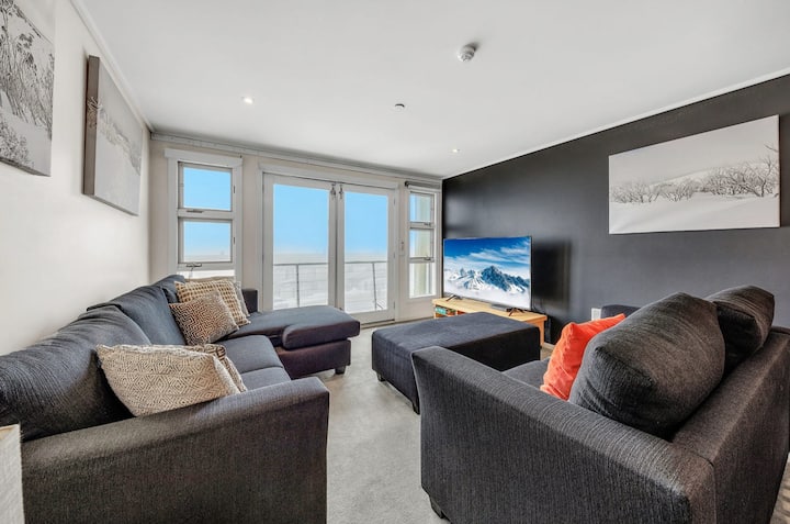 White Crystal 216 - Mount Hotham