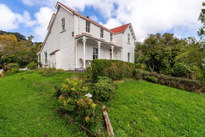Beautiful Cottage Set In A Nature Reserve. - Wellington