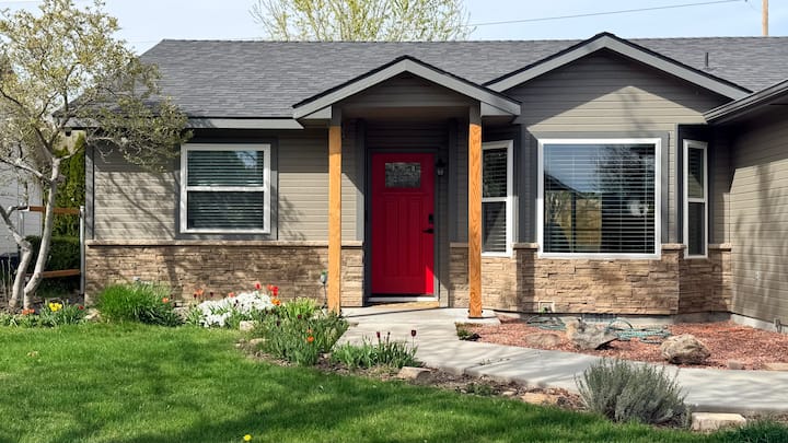 Foothills, Clean & Great Water Pressure! - Boise, ID