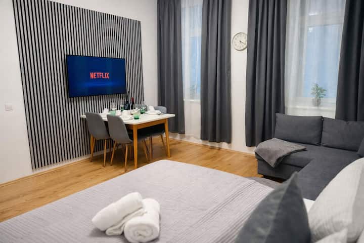 Cozy Central Apartment (10min St. Stephans Cath) - Wien
