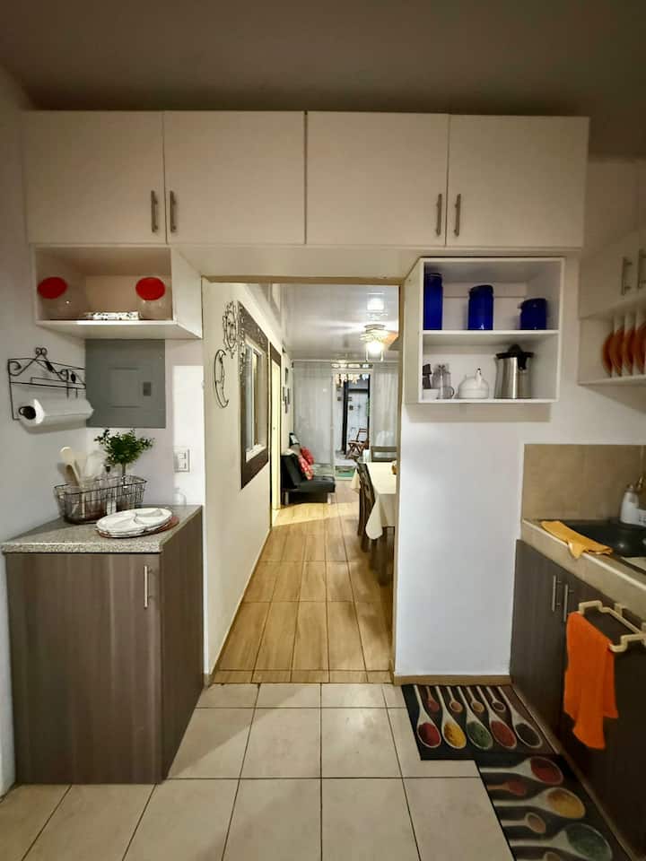 Bienvenidos A Marsella Q2
Disfruta De Tu Estadía - El Salvador