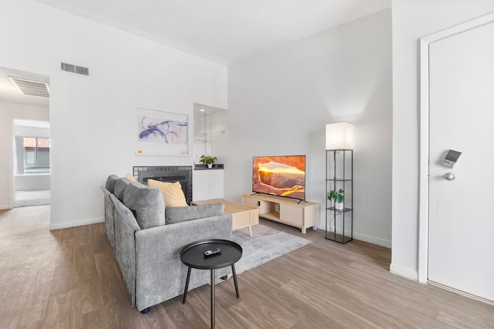 Modern 1br Near Downtown Mesa - Mesa, AZ