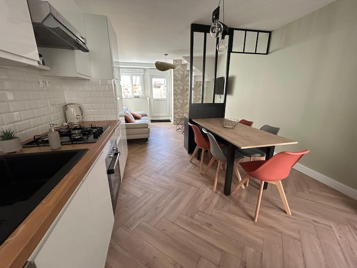 Maison 2 Chambres Et Un Jardin - Mayenne